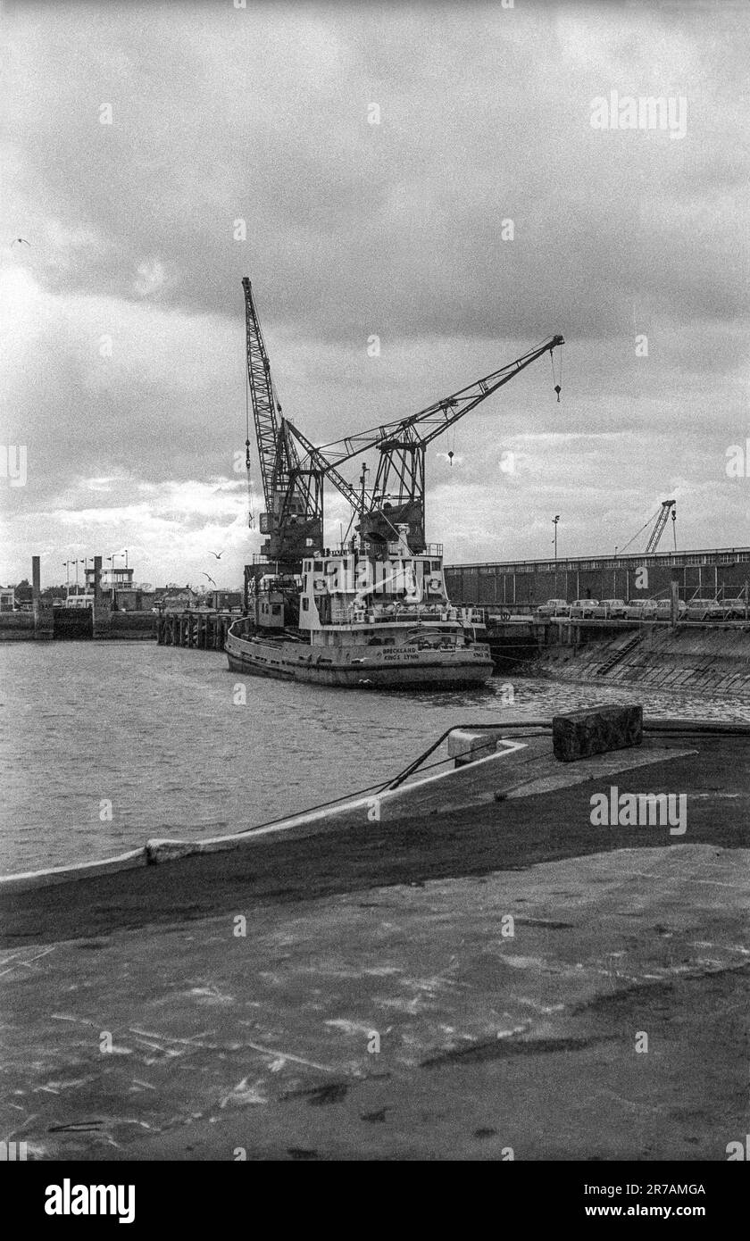 Alexandra docks Black and White Stock Photos & Images - Alamy