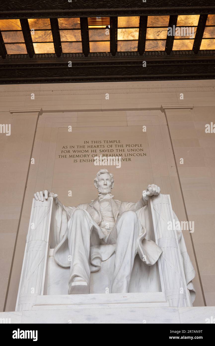 Lincoln statue gettysburg hi-res stock photography and images - Alamy