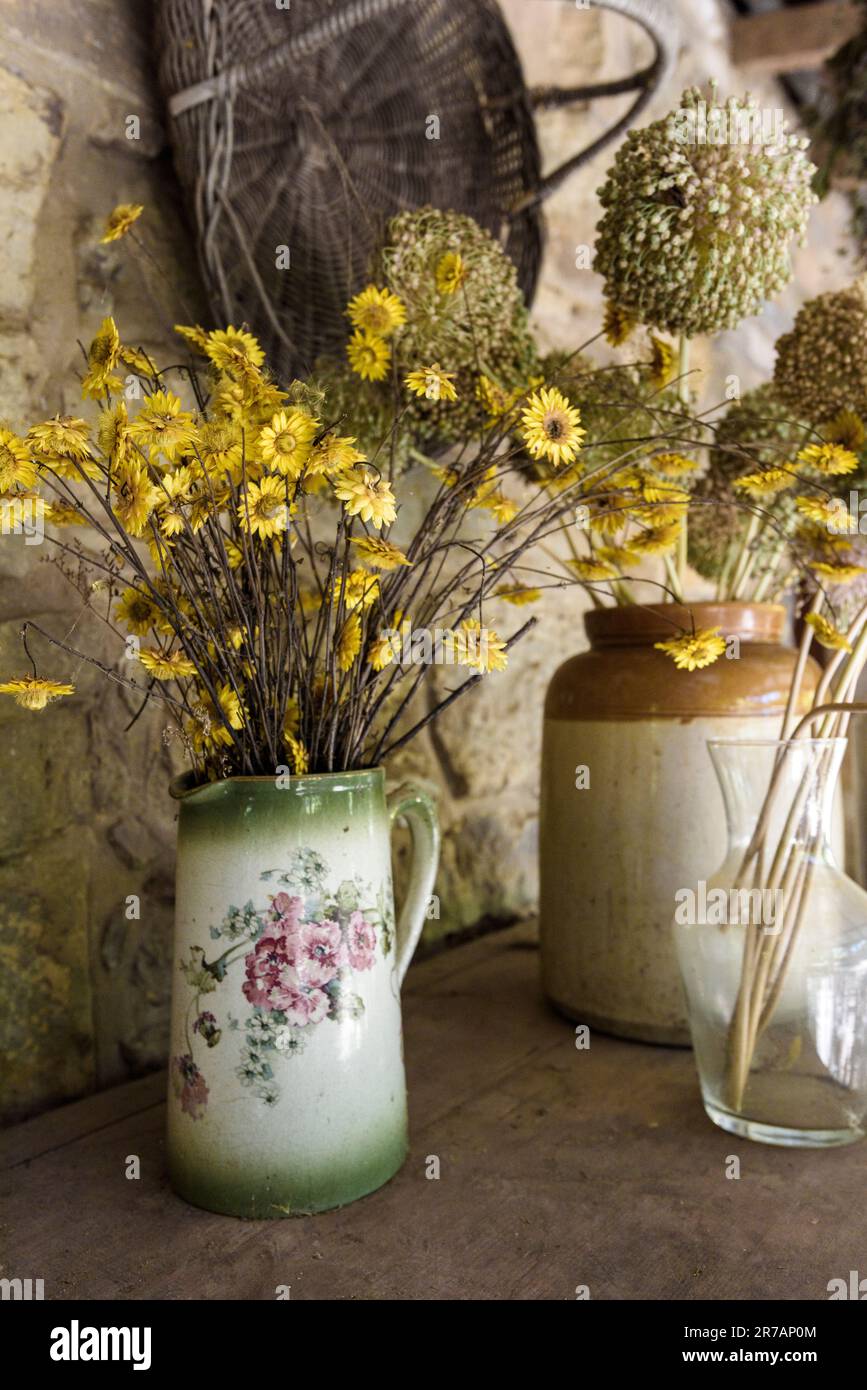 Still Life Vintage Farm Stock Photo - Alamy