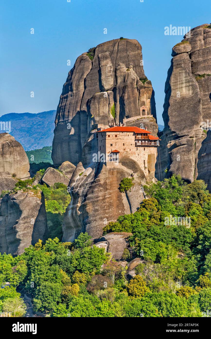 Meteora rock formations hi-res stock photography and images - Alamy