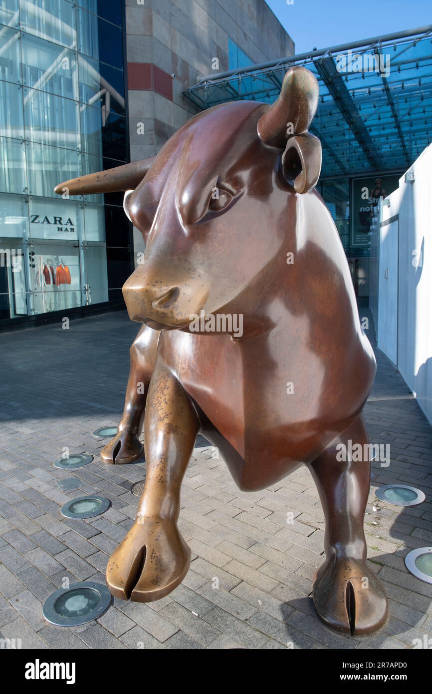 Bull Sculpture at the Bullring in Birmingham City, West Midlands ...