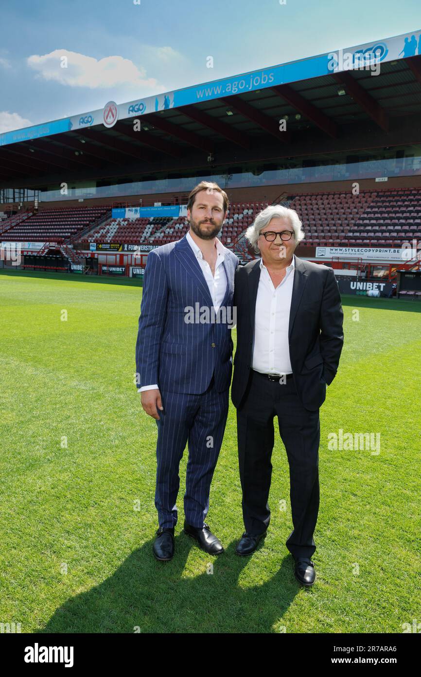 Michael kaminski hi-res stock photography and images - Alamy