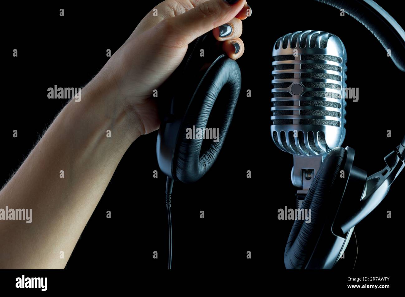 audio microphone retro style Stock Photo - Alamy
