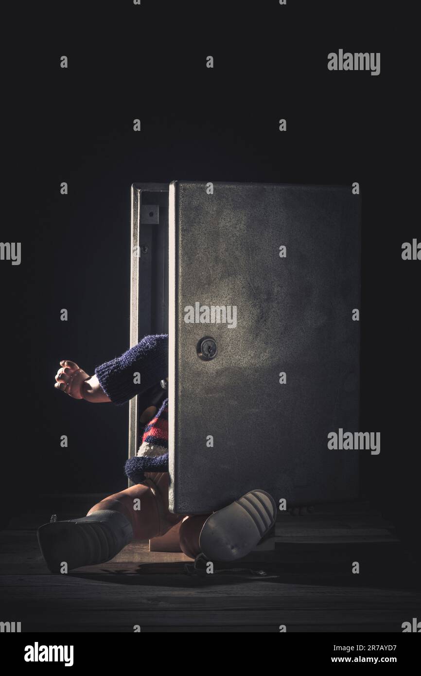 Horror box hi-res stock photography and images - Alamy