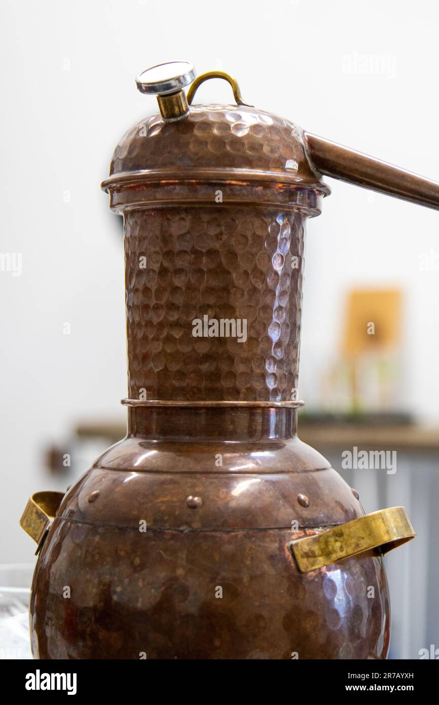 Vintage kitchen stove hi-res stock photography and images - Alamy