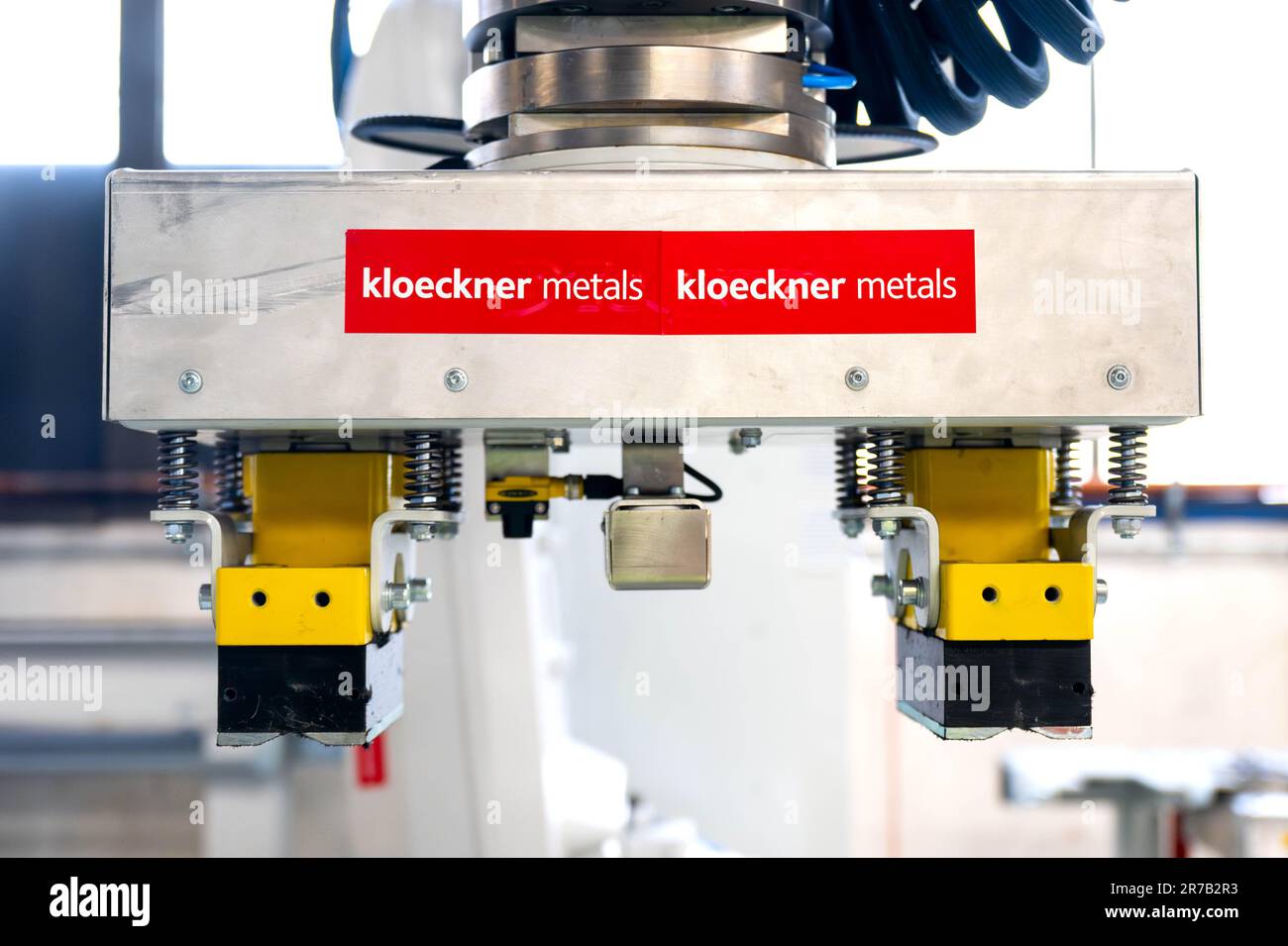 Bremen, Germany. 14th June, 2023. The robot-based system for processing ...