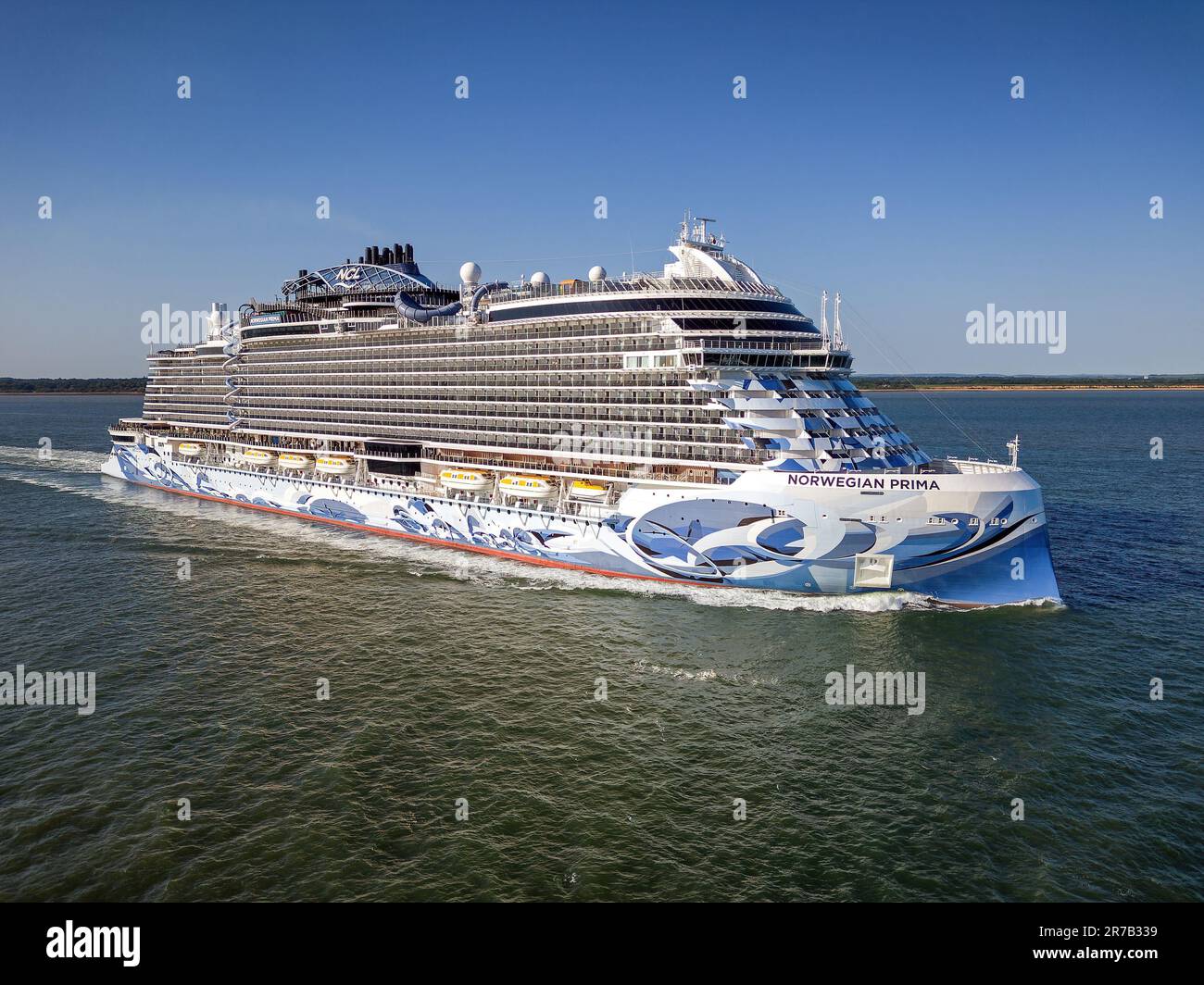 Norwegian Prima is a Prima class cruise ship operated by Norwegian ...