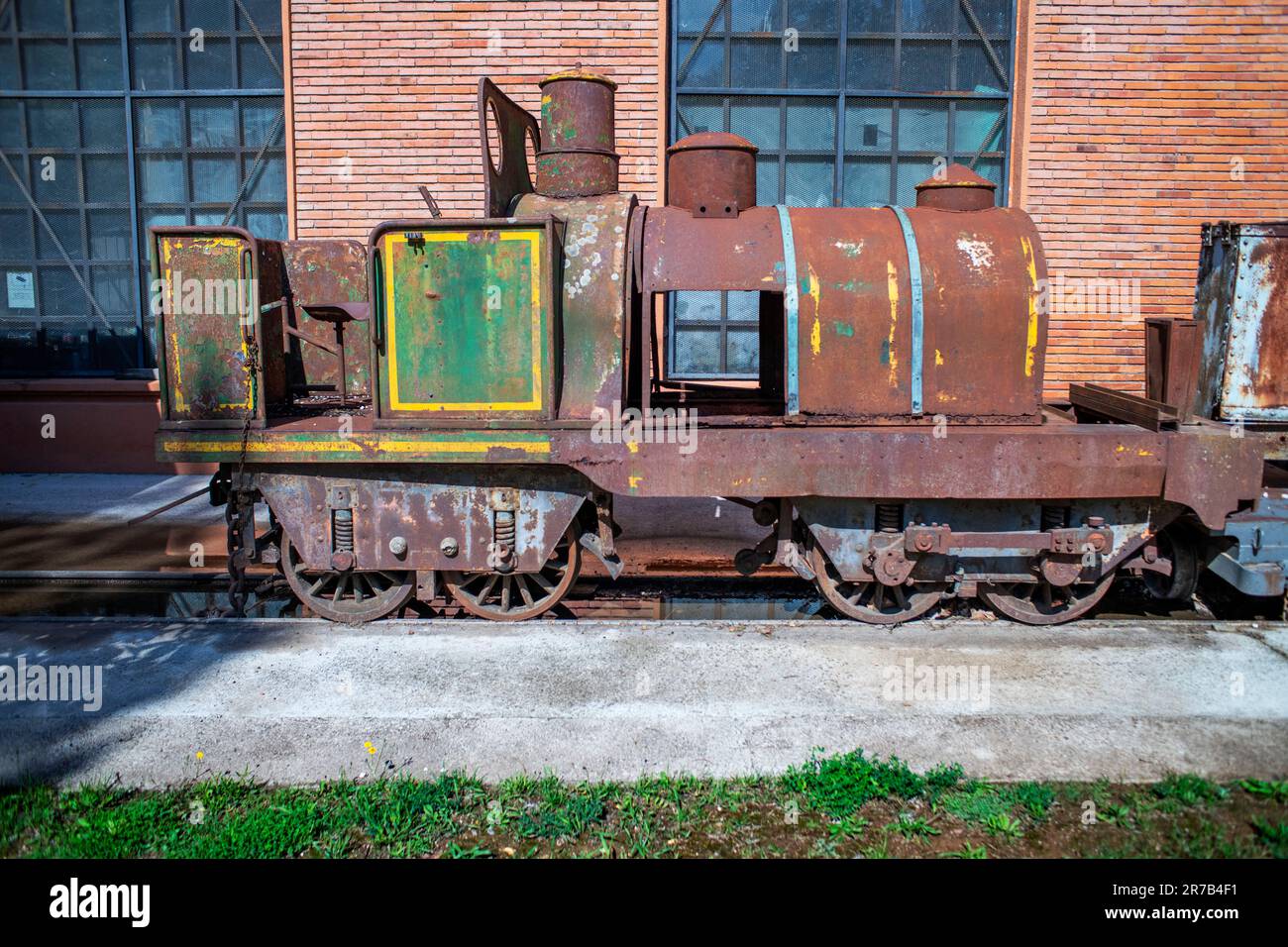 Old disused wagons, Utrillas mining train and Utrillas Mining and ...