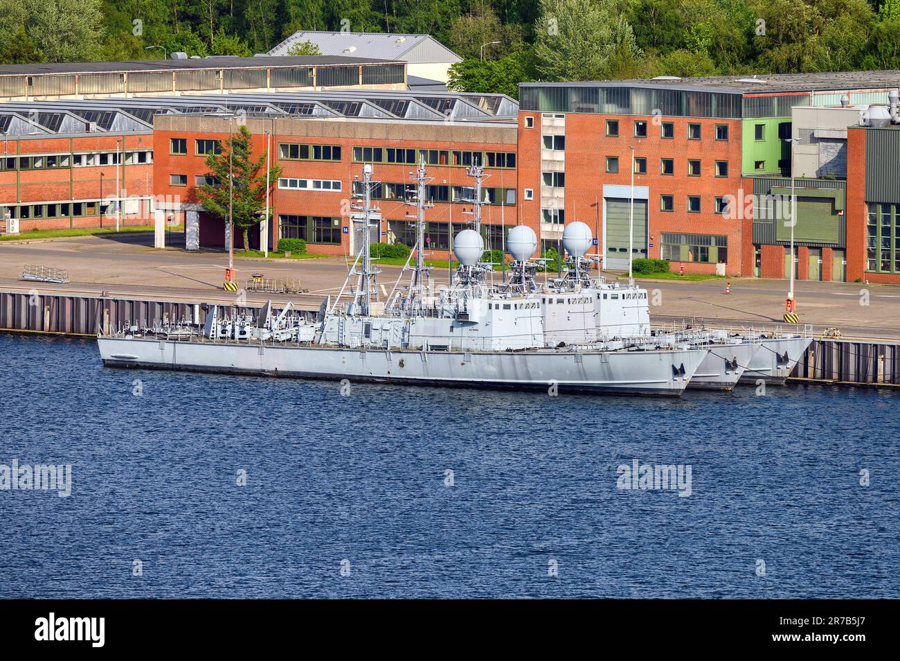The fast attack craft hi-res stock photography and images - Alamy