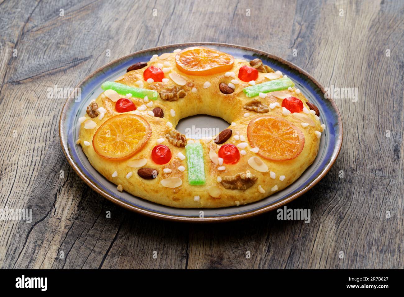 Kings cake hi-res stock photography and images - Alamy
