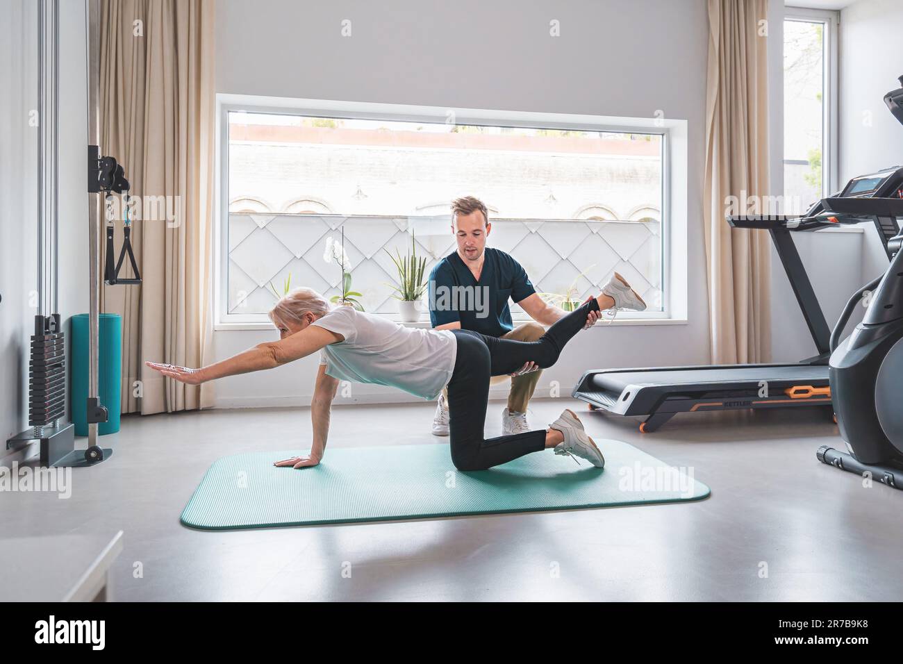 Elderly person exercise mobility hi-res stock photography and images ...