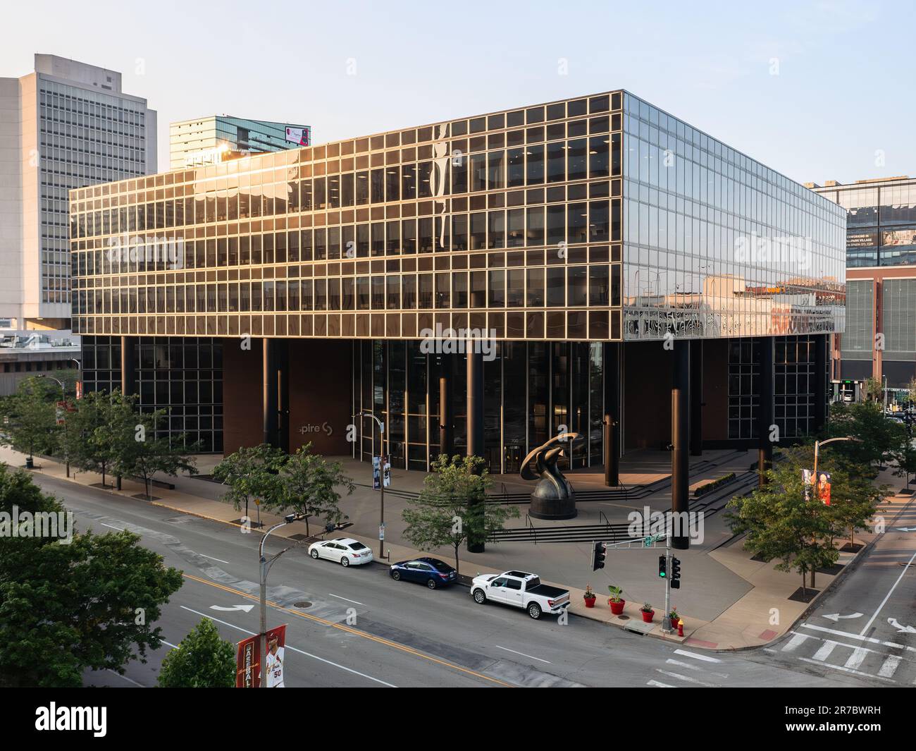 General American Life Building designed by Johnson/Burgee Stock Photo ...