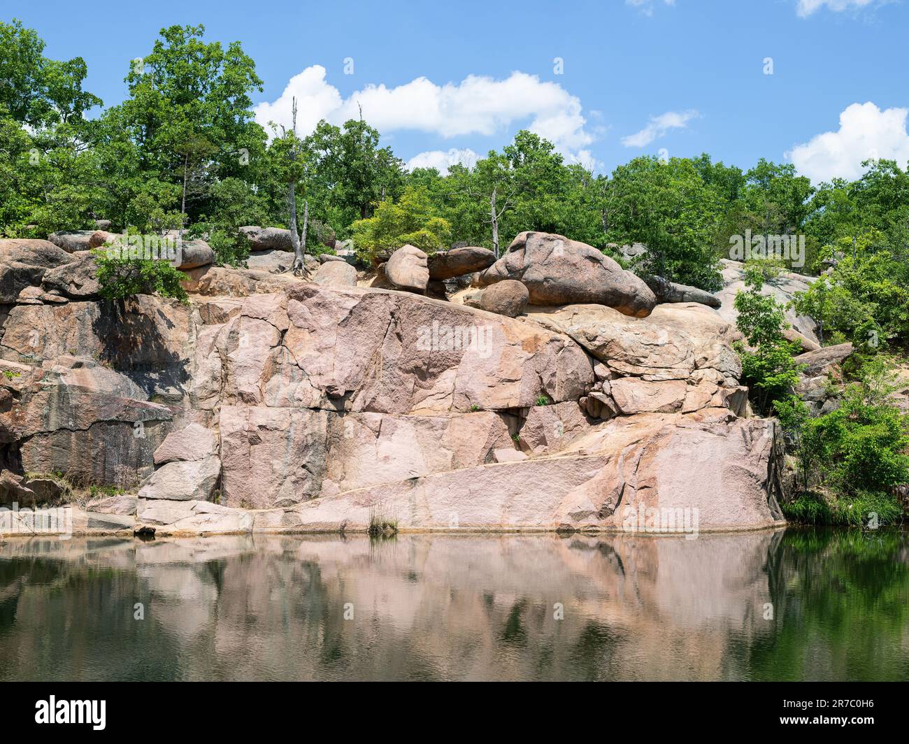 Elephant Rocks State Park Stock Photo - Alamy