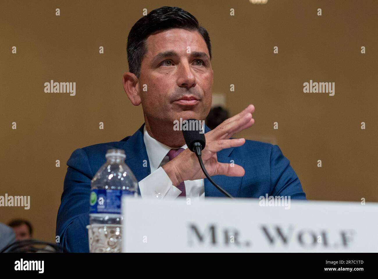 Chad wolf border hi-res stock photography and images - Alamy