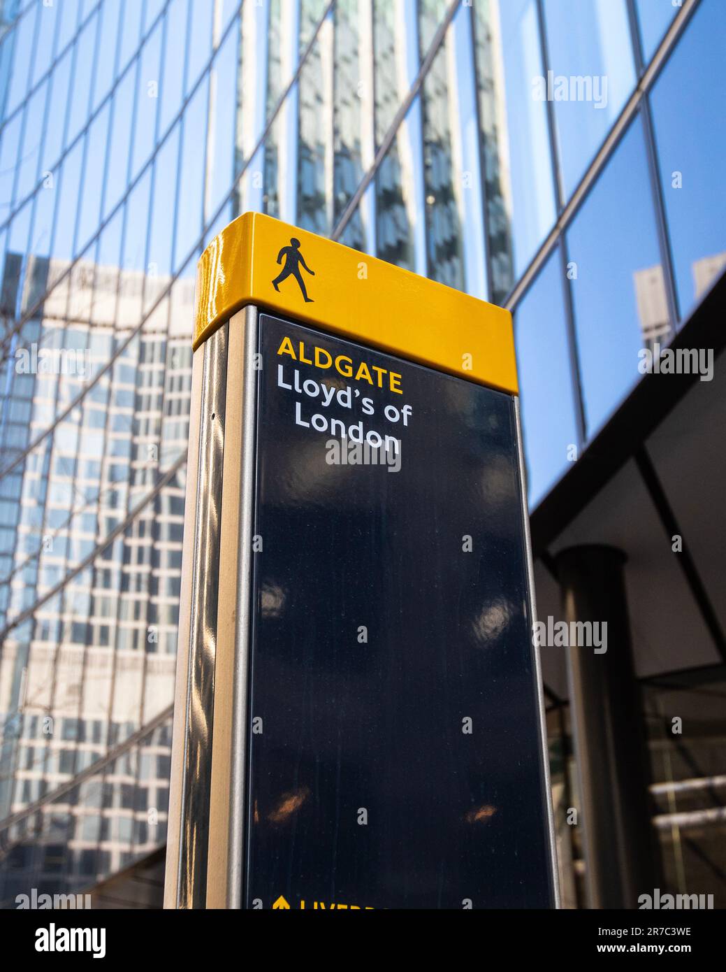 Aldgate destination hi-res stock photography and images - Alamy