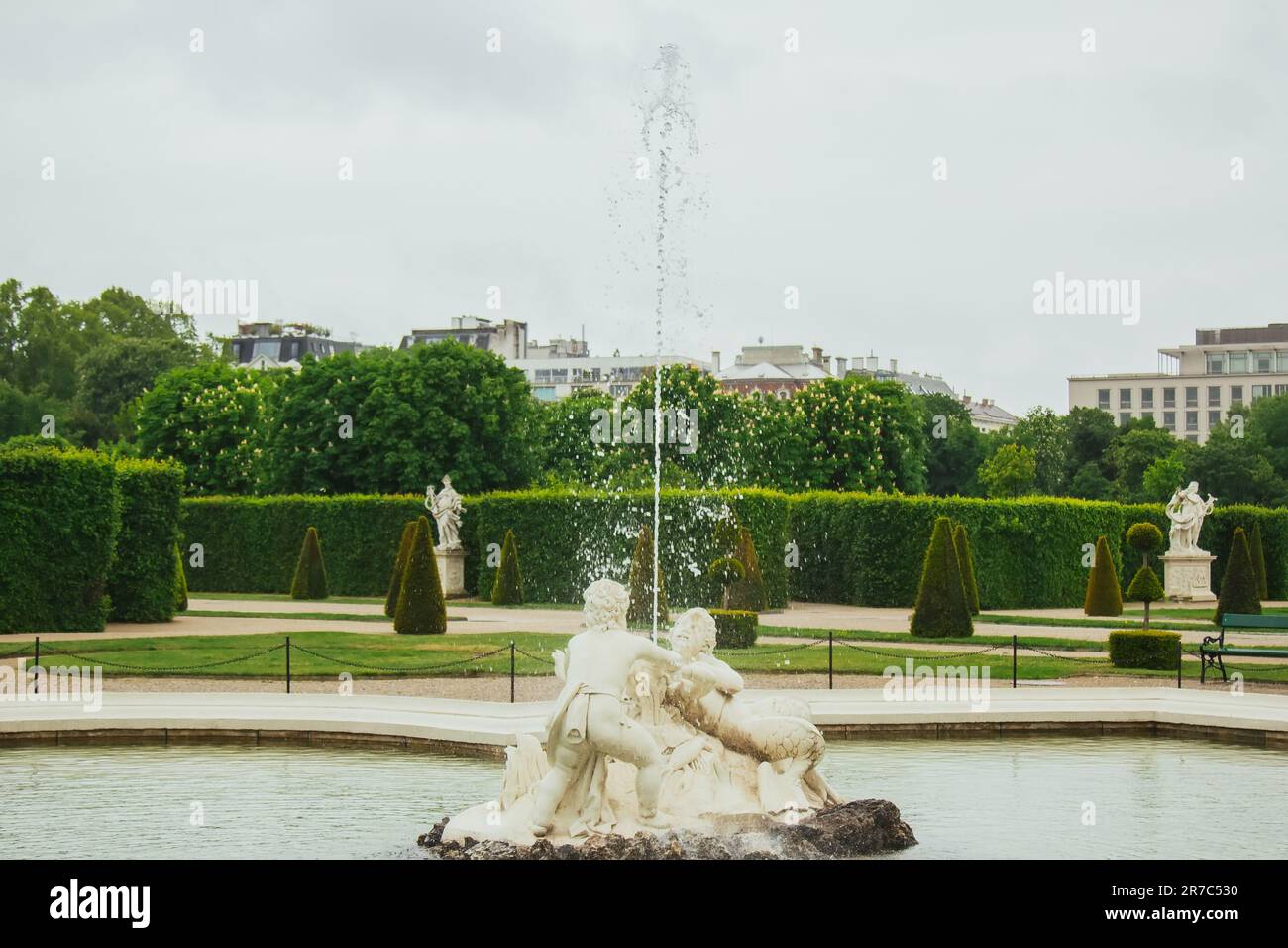 VIENNA, AUSTRIA - 11, 05, 2019: fountain and sculptures in the ...
