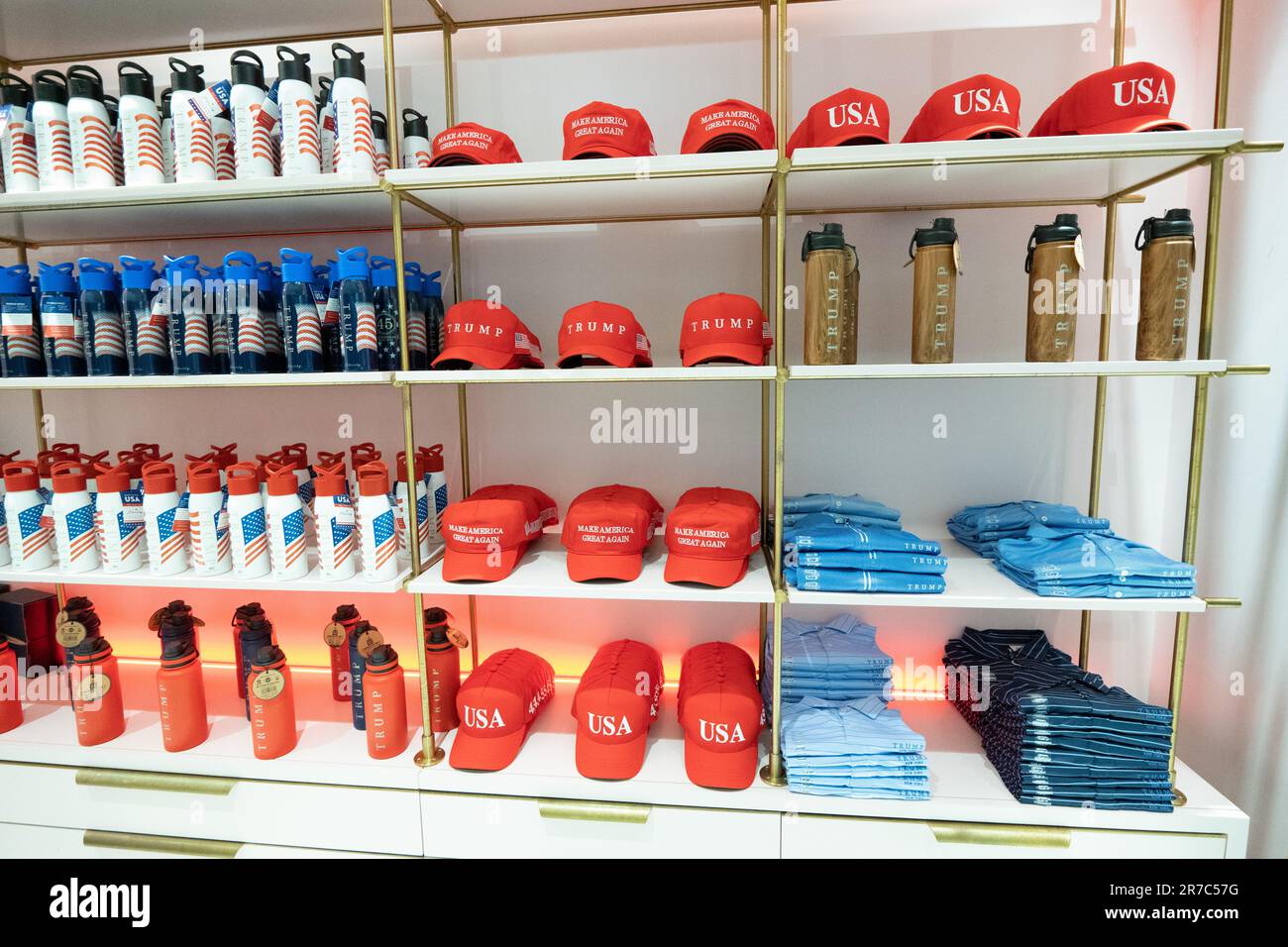 Maga base ball cap hi-res stock photography and images - Alamy