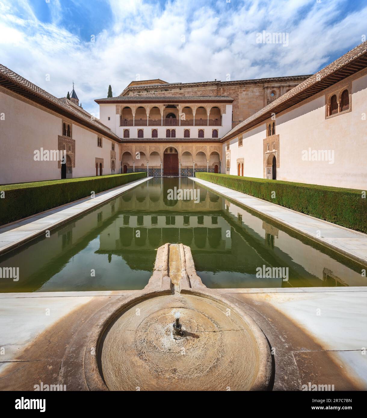 Court of the Myrtles (Patio de los Arrayanes) in Comares Palace at ...