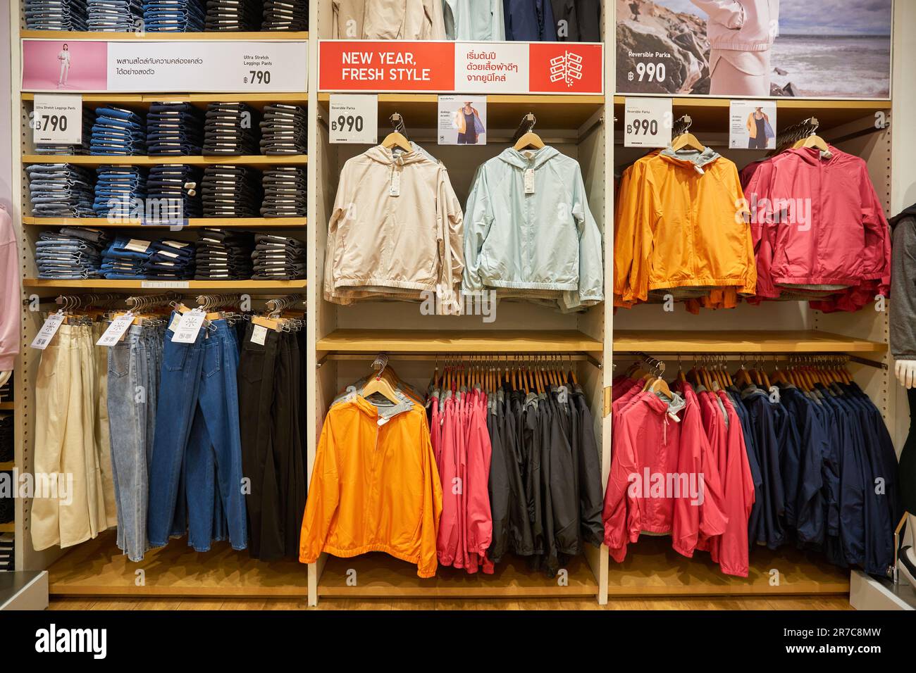 Uniqlo store shelves hi-res stock photography and images - Alamy