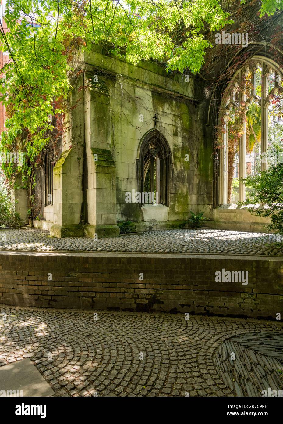 Carved stone windows of St Dunstan church in City of London covered ...