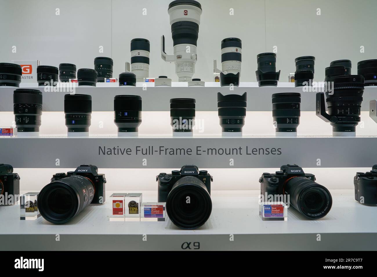 Alpha mount system hi-res stock photography and images - Alamy