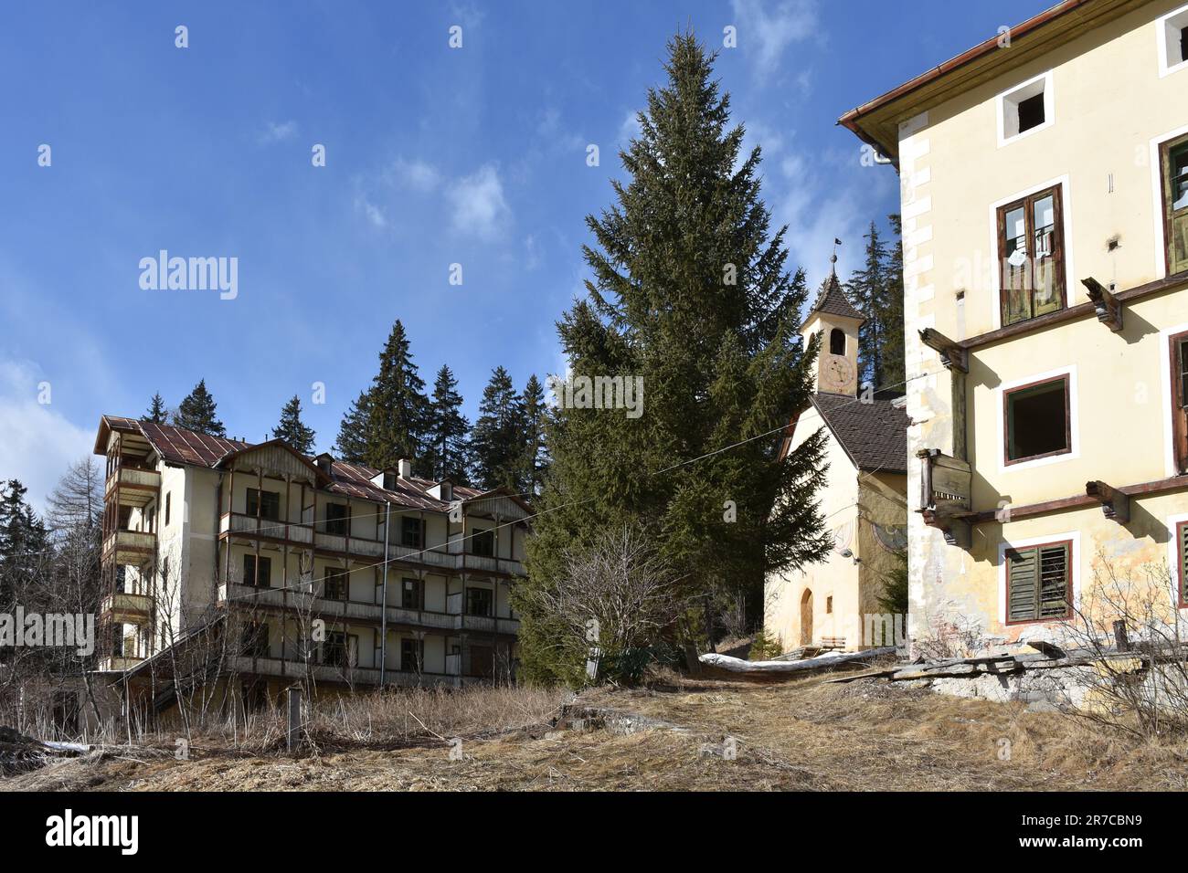 Italien alt verfallen hi-res stock photography and images - Alamy