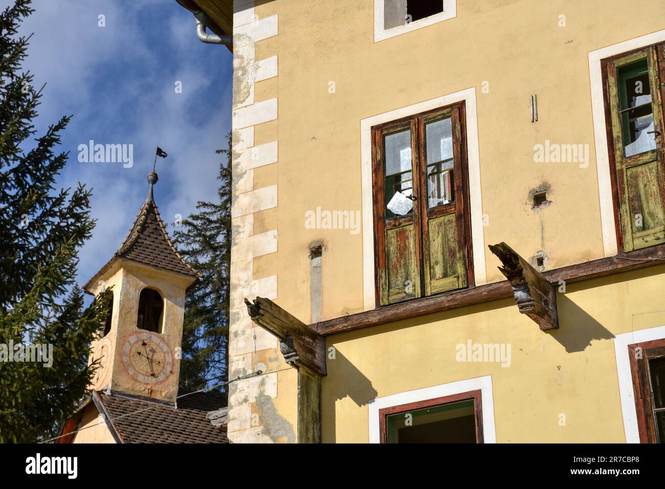 Italien alt verfallen hi-res stock photography and images - Alamy
