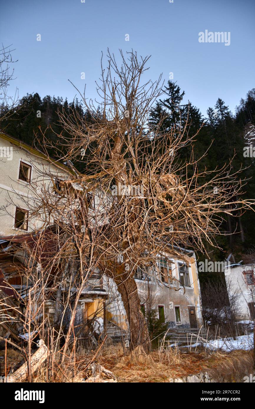 Prags, Pragsertal, Außerprags, Südtirol, Lost Place, Hotel, verfallen ...