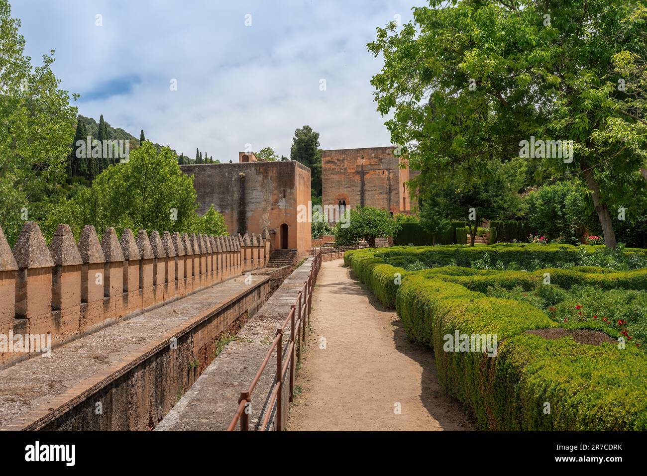 Tower of the Judge (Torre del Cadi) and Tower of the Captive (Torre de ...