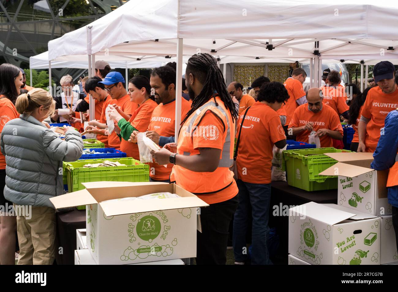 Seattle, USA. 14 Jun, 2023. Volunteers fill Amazon corporate outside ...