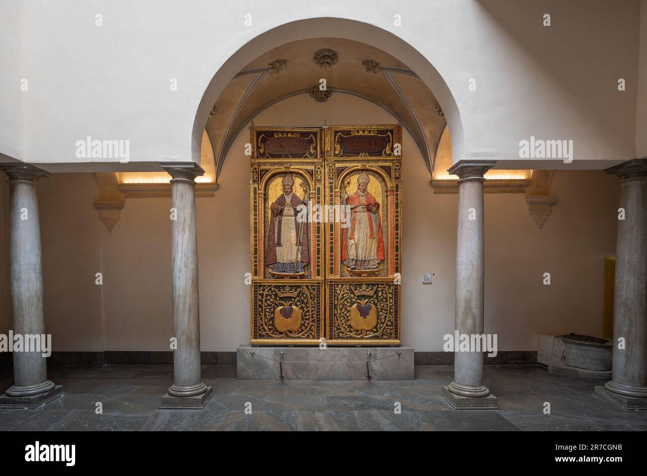 Interior Courtyard of Madrasa Palace (Palacio de la Madraza) with door ...