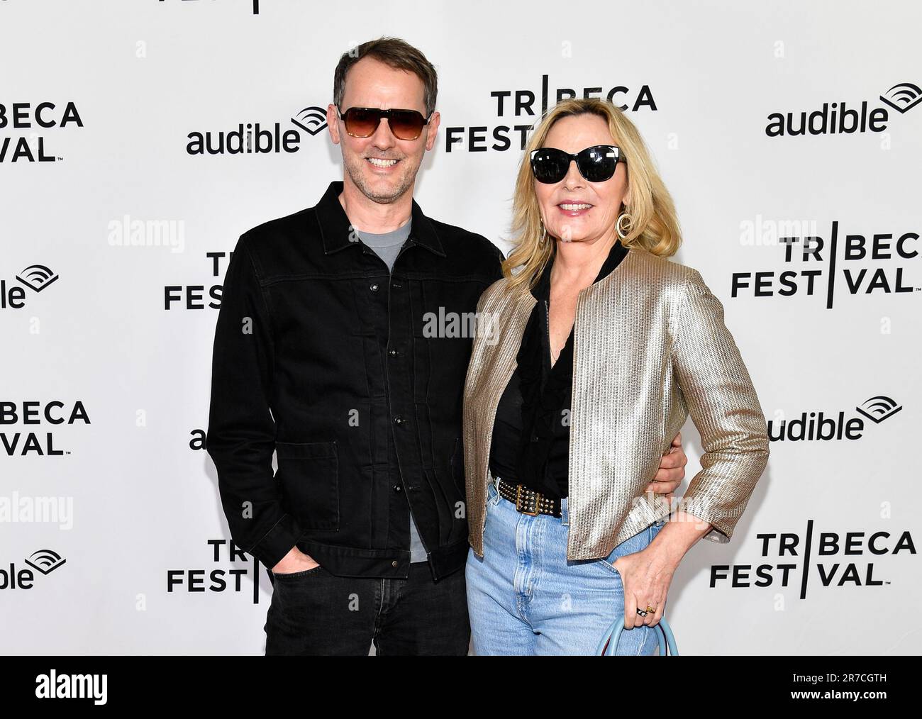 Kim Cattrall, right, and boyfriend Russell Thomas arrive at the Modern ...