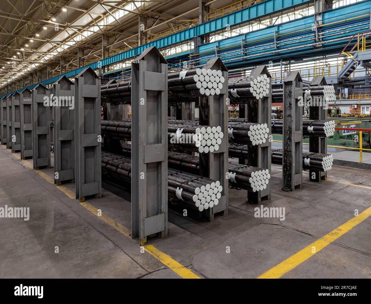 Pile of metal bars hi-res stock photography and images - Alamy