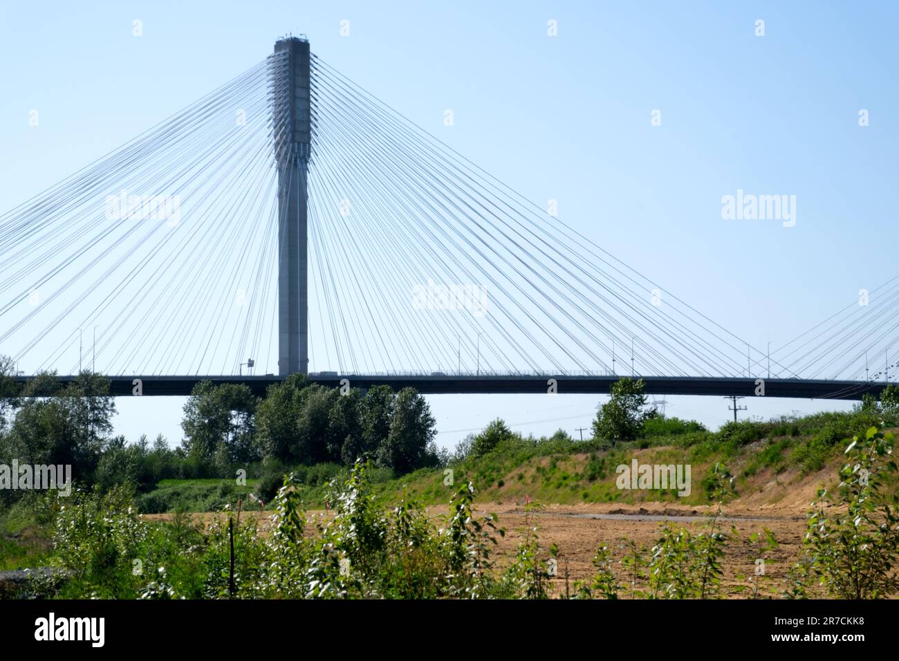 Port Mann bridge Canada over Fraser River in BC interesting unusual ...