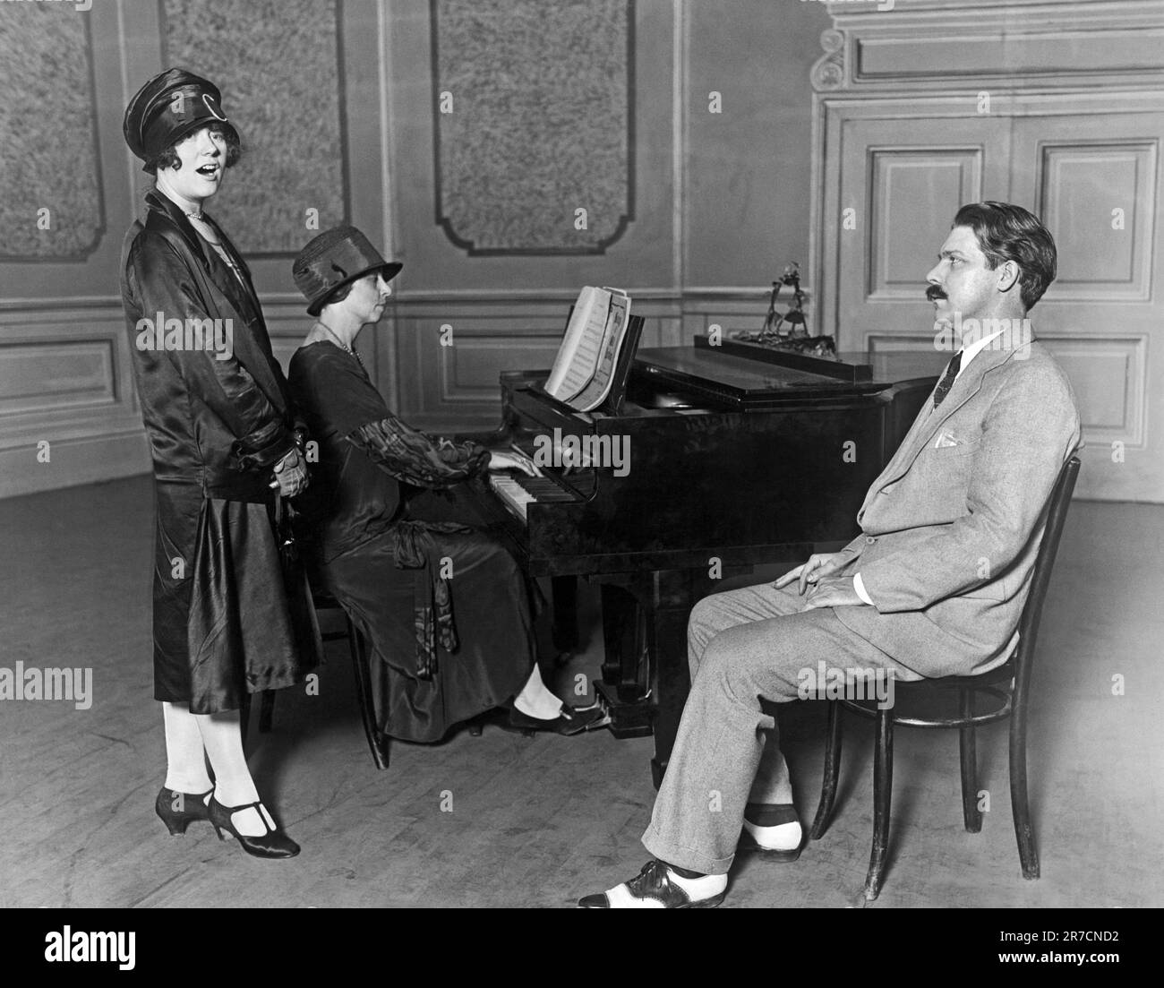 Washington, DC, September 16, 1926 Operatic hopeful debutante Helen ...