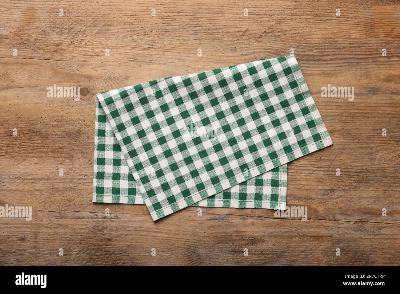 On green check cloth hi-res stock photography and images - Alamy