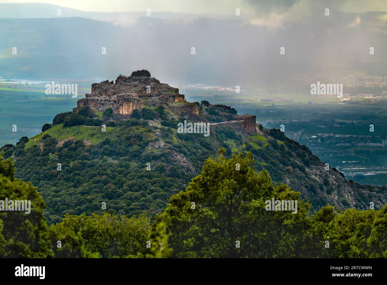 Nimrod fortress mount hermon hi-res stock photography and images - Alamy