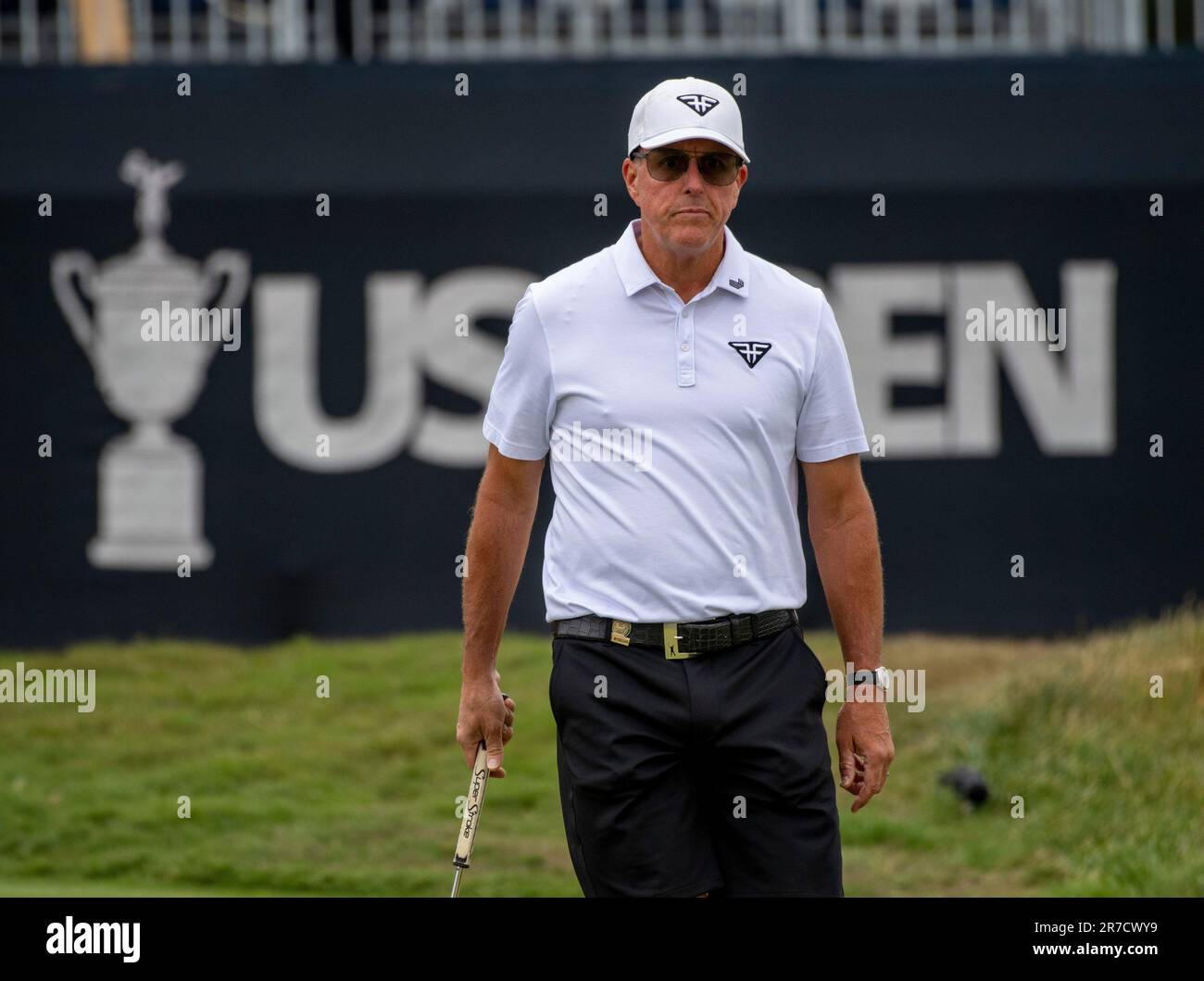 Los Angeles, United States. 14th June, 2023. Phil Mickelson walks the ...