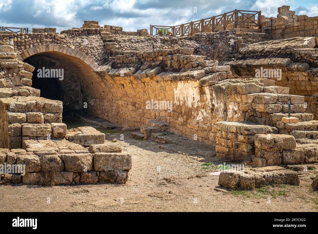 ROMAN RUINS (22-10 BCE) CAESAREA ISRAEL Stock Photo - Alamy
