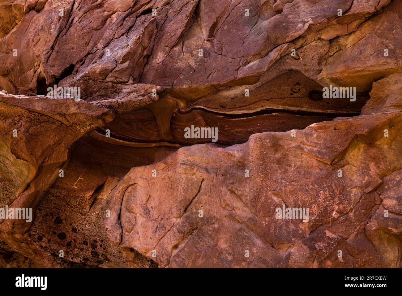 Amran pillars hi-res stock photography and images - Alamy