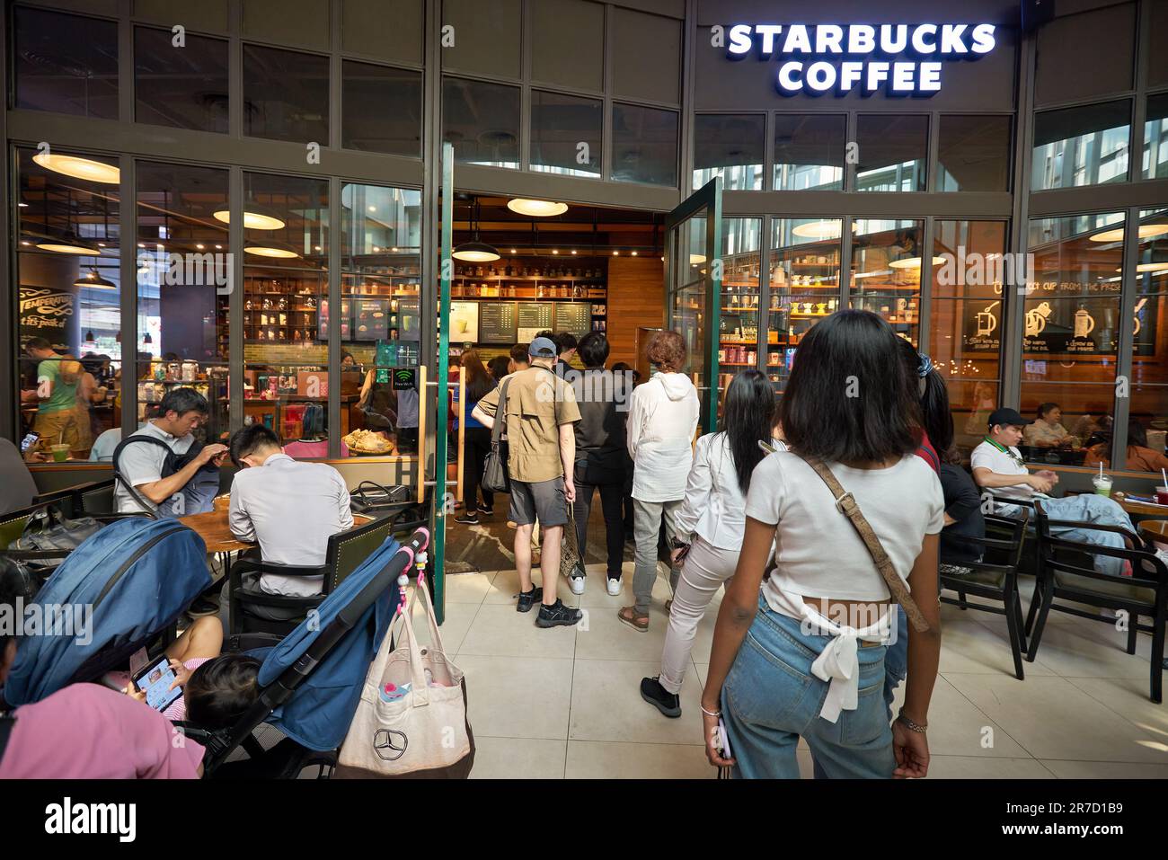 BANGKOK, THAILAND - CIRCA JANUARY, 2020: people waiting in line at ...