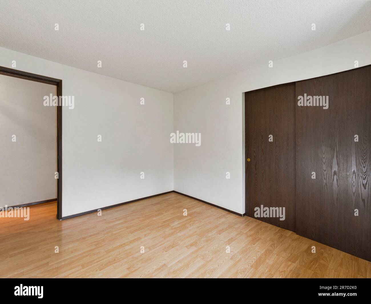 Modern residential empty bedroom interior Stock Photo - Alamy
