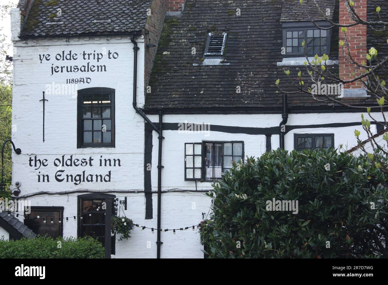Olde trippe to jerusalem hi-res stock photography and images - Alamy