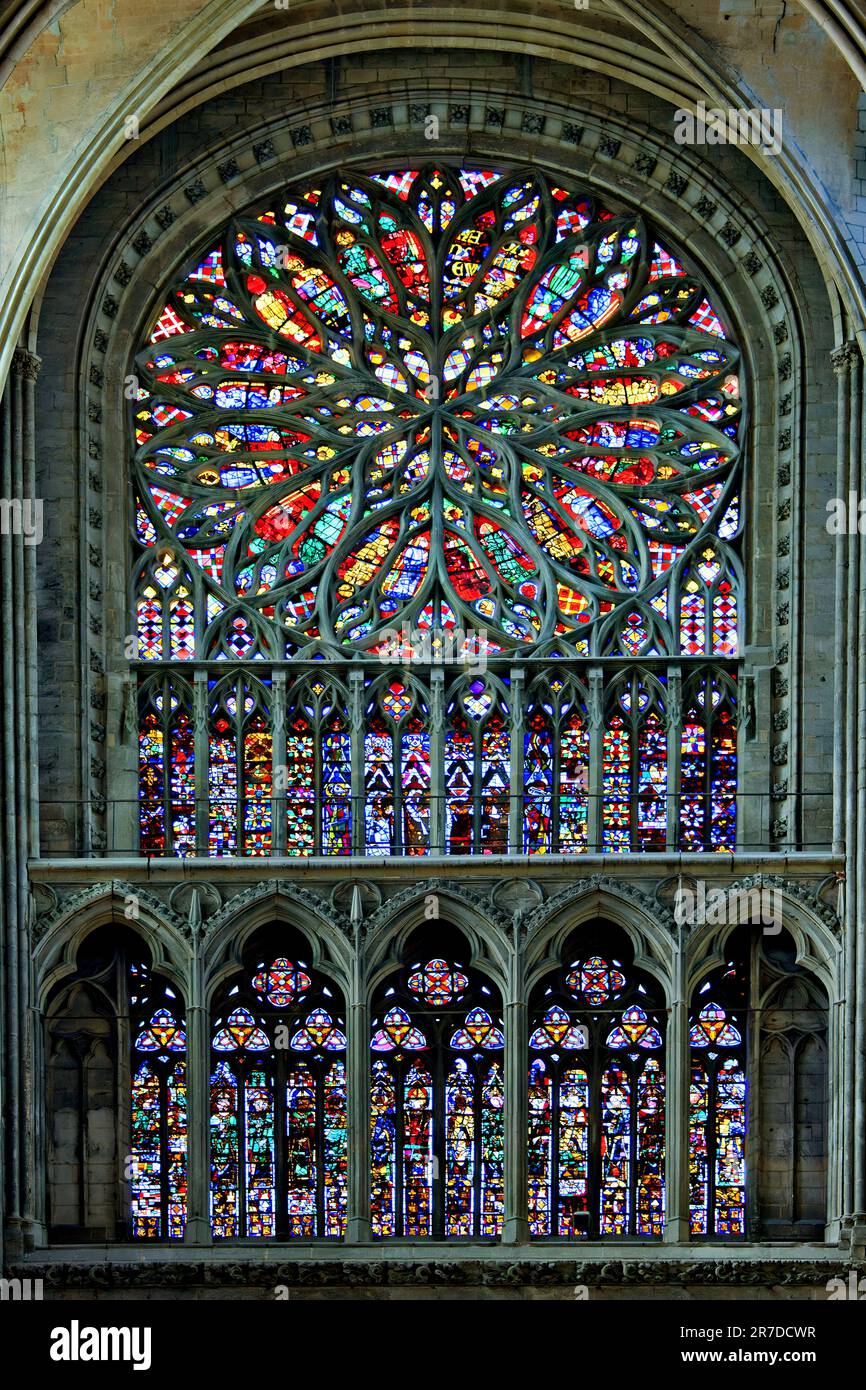 Amiens cathedral interior hi-res stock photography and images - Alamy