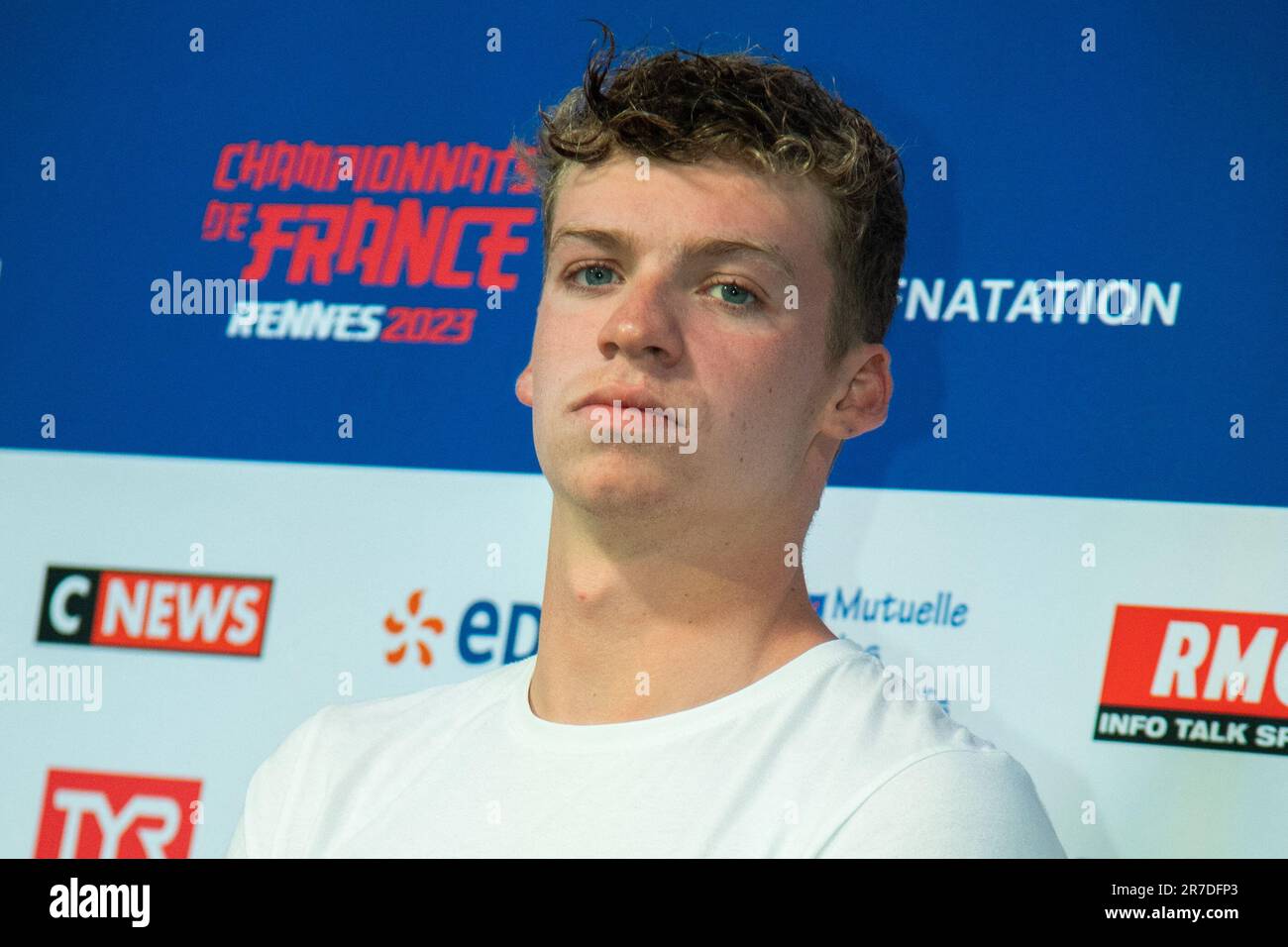 Winner Leon Marchand poses during the Swimming French National ...