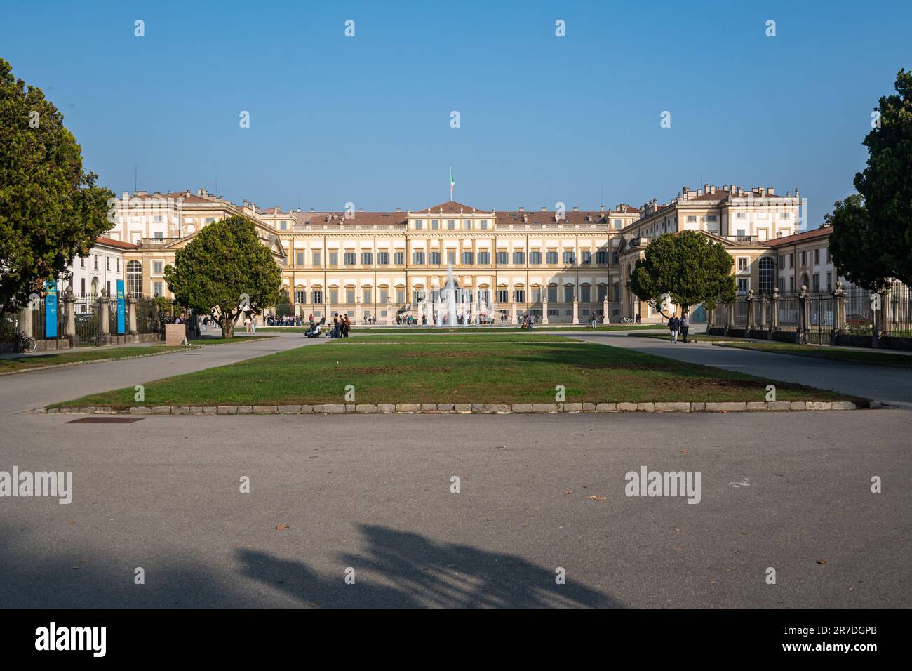 Monza architecture building hi-res stock photography and images - Alamy