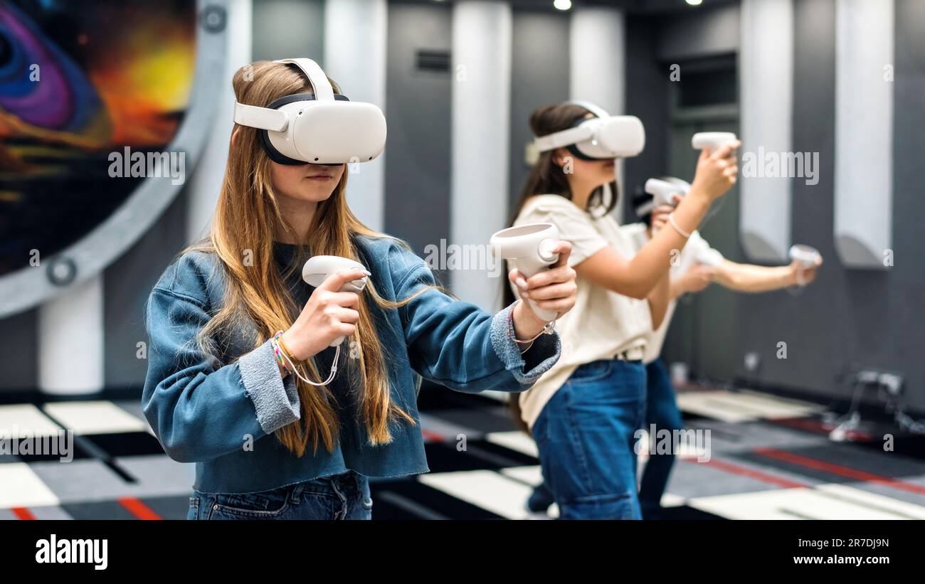 Cyber girls hi hi-res stock photography and images - Alamy