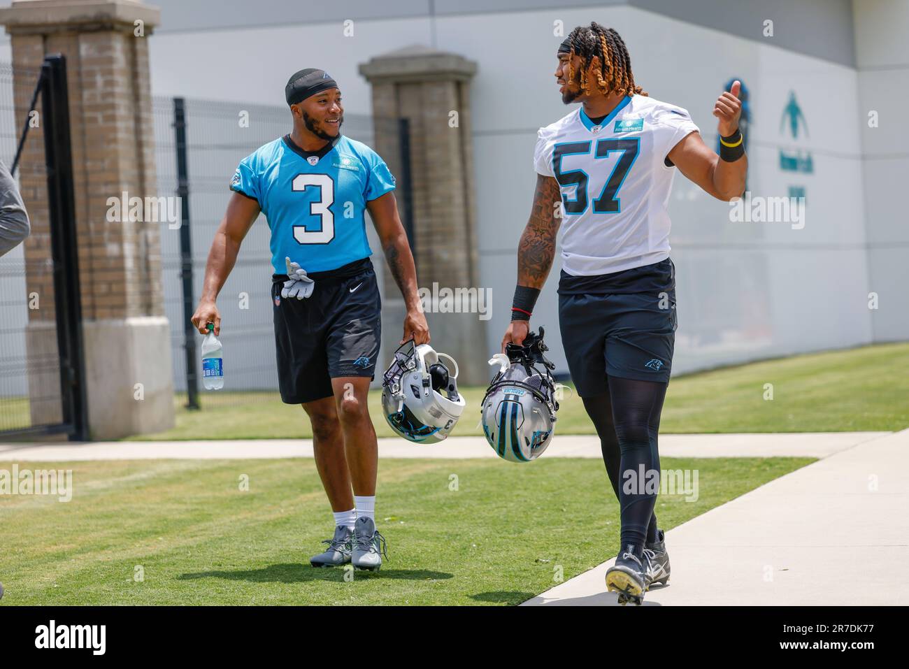 Carolina Panthers running back Raheem Blackshear (3) and linebacker ...