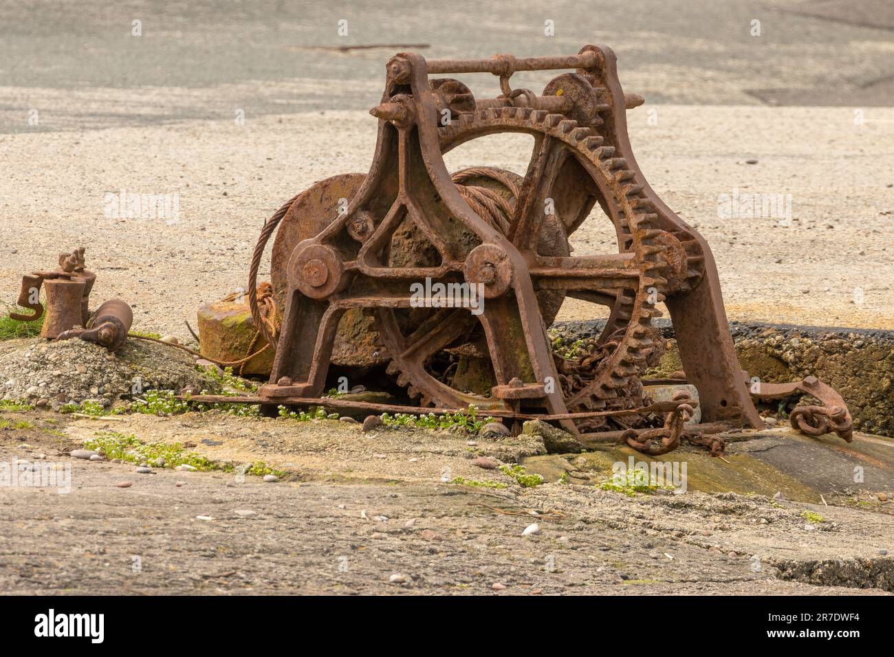 Historic boat winch hi-res stock photography and images - Alamy