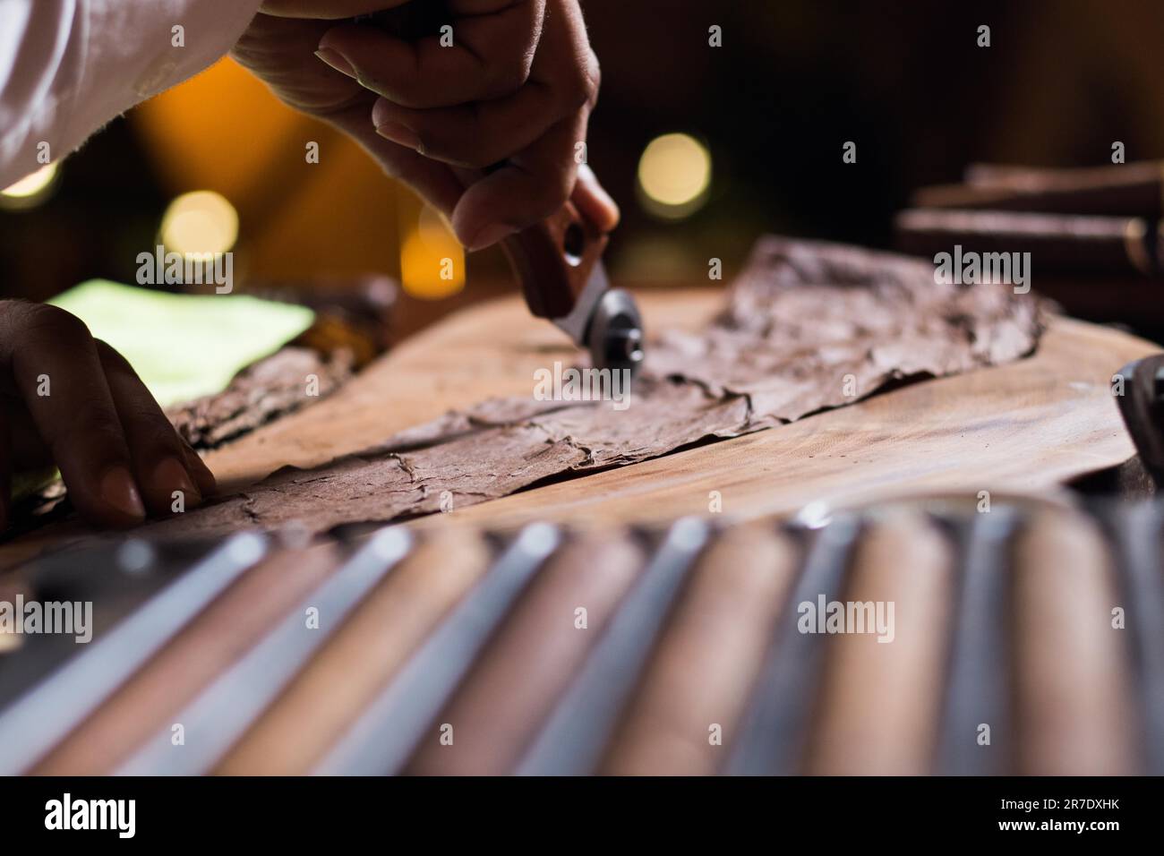 A close-up of a tobacco making process Stock Photo - Alamy